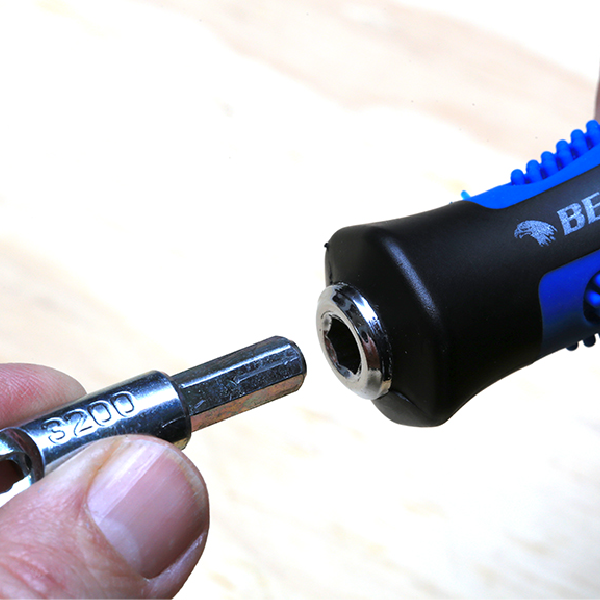 Manual Installation Tool (Driver Handle + Driver Bit) – Boot Studs NZ